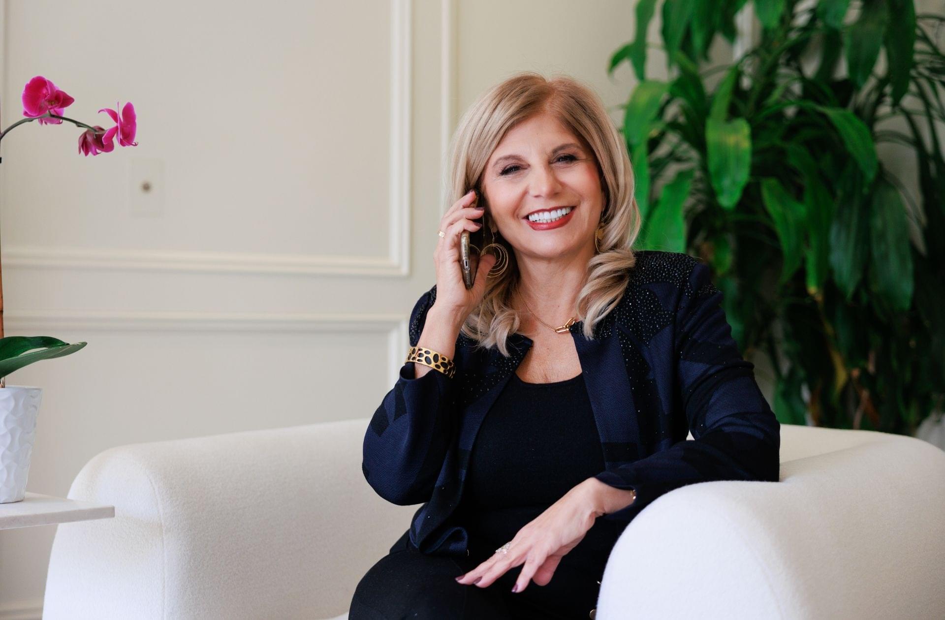 Contact | Micheline Nader